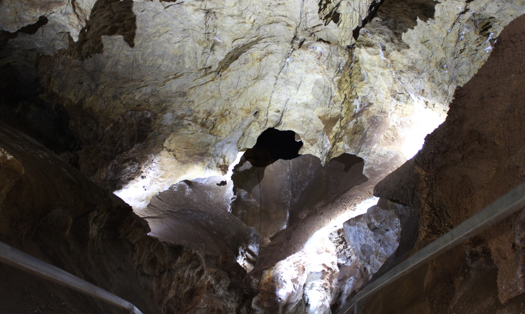 Kristallhöhle Kubach :: Hotel Tannenhof Haiger